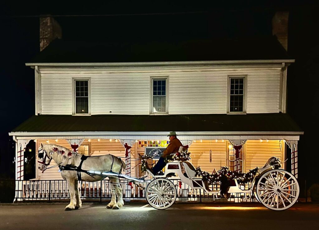Christmas in Dandridge - Carriage Rides and Candlelight Shopping ...